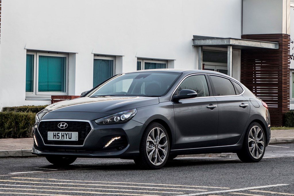 Used Hyundai i30 Fastback (2018 - 2022) boot space & practicality