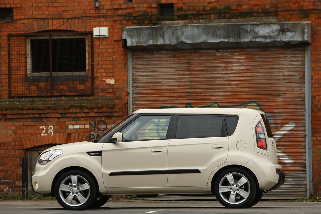 Used Kia Soul Hatchback (2009 - 2013) Review