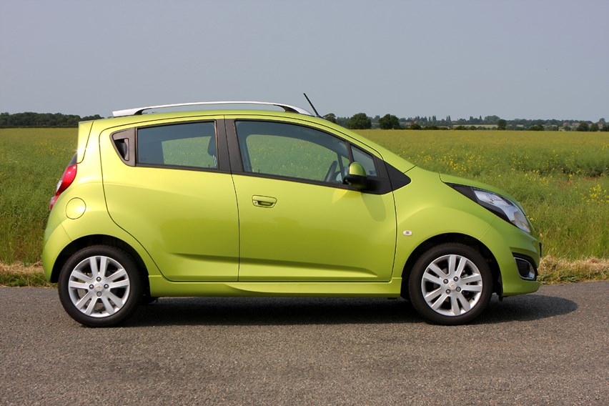 Used Chevrolet Spark Hatchback (2010 - 2015) Review