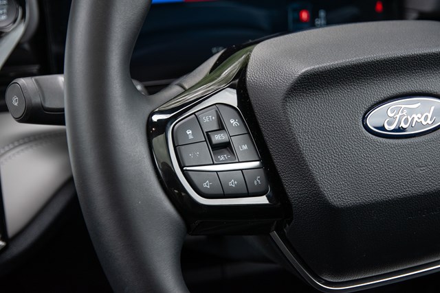 Ford Puma Gen-E (2025) interior