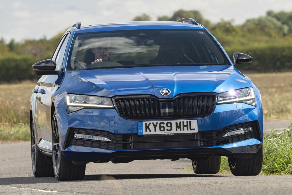 Used Skoda Superb Estate 2015 2023 Boot Space Practicality used-skoda-superb-estate-2015-2023-boot-space-practicality