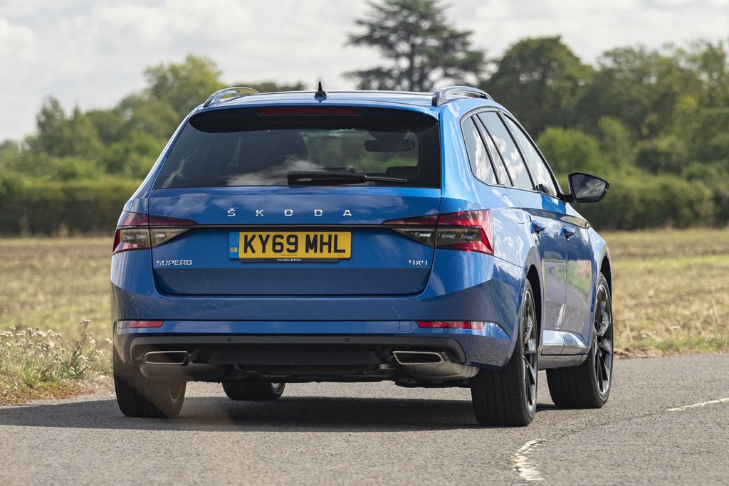 Used Skoda Superb Estate (2015 - 2023) boot space & practicality