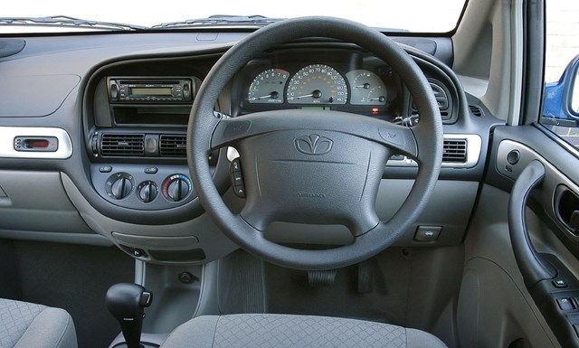 Used Daewoo Tacuma Estate (2000 - 2005) boot space & practicality