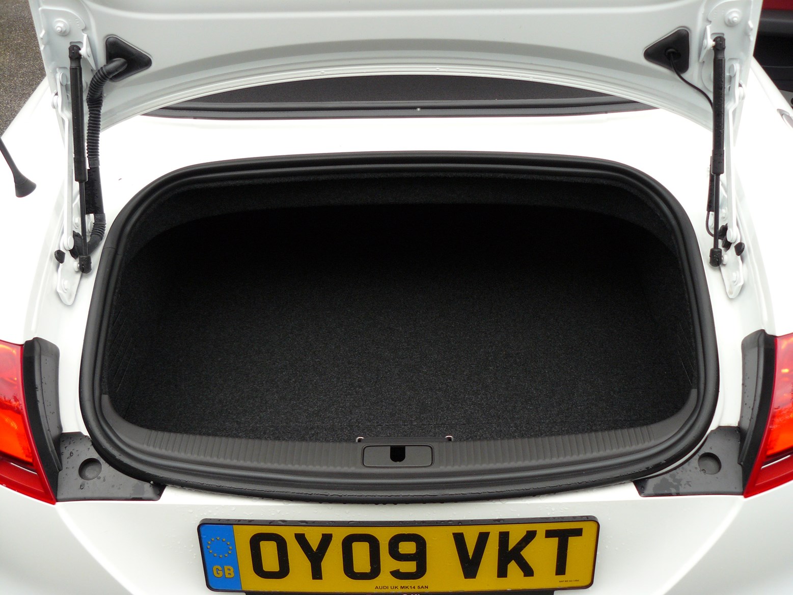 Used Audi TT Roadster (2007 - 2014) boot space & practicality