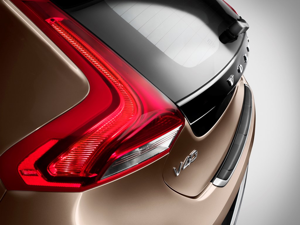 Used Volvo V40 Cross Country (2013 - 2019) boot space & practicality