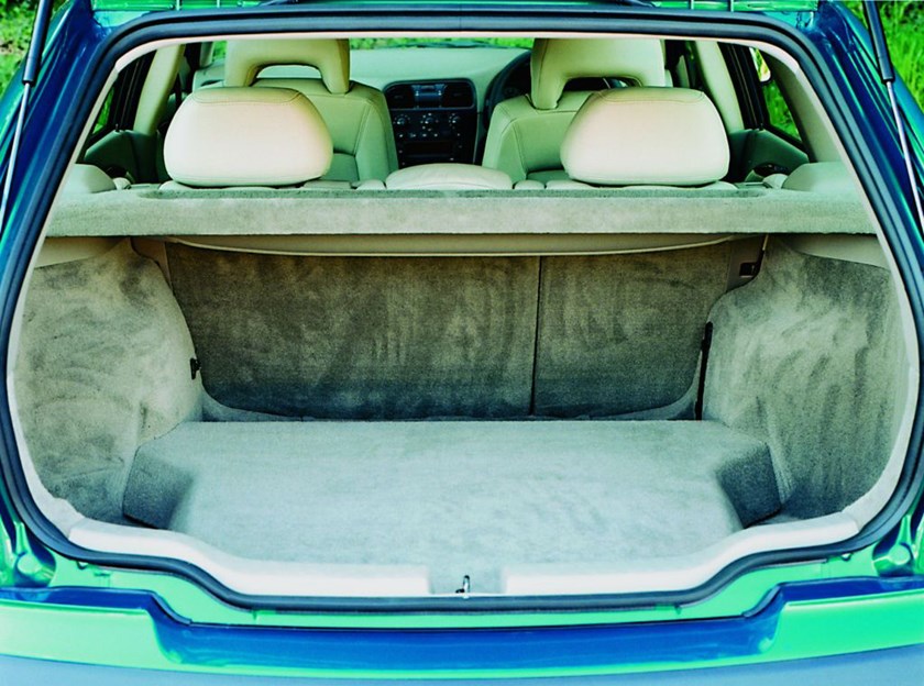 Used Volvo V40 Estate (1996 - 2004) boot space & practicality