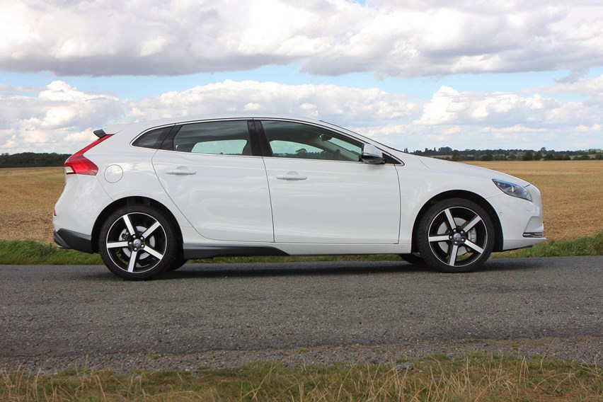 Used Volvo V40 Hatchback (2012 - 2019) Review