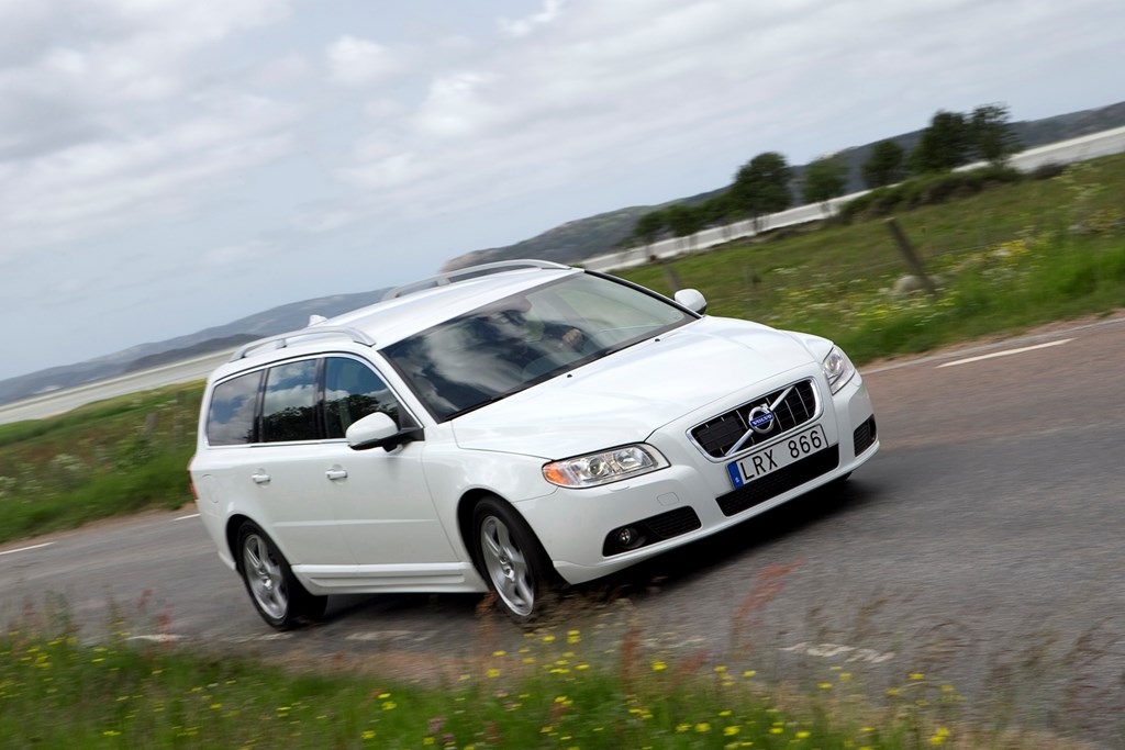 Used Volvo V70 Estate (2007 - 2016) Review