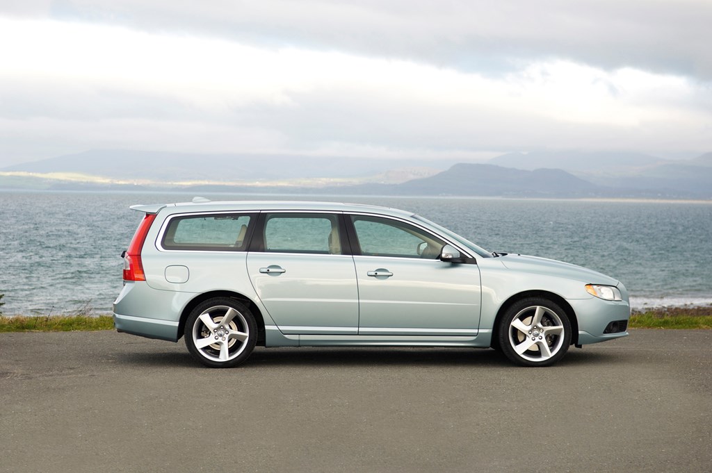 Used Volvo V70 Estate (2007 - 2016) Review