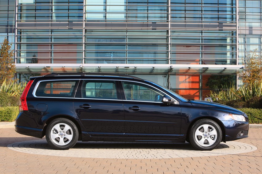 Used Volvo V70 Estate (2007 - 2016) boot space & practicality