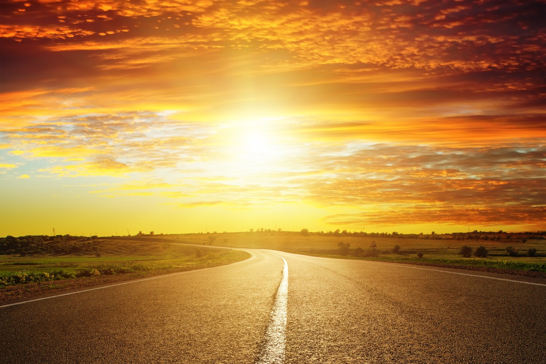 How to stay safe driving in low sun