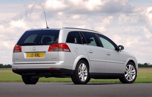 Used Vauxhall Vectra Estate (2005 - 2008) Review