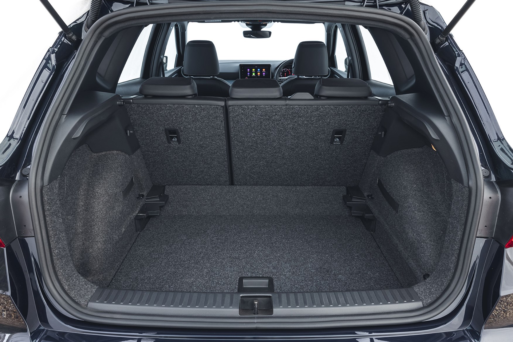 SEAT Arona (2025) boot space & practicality