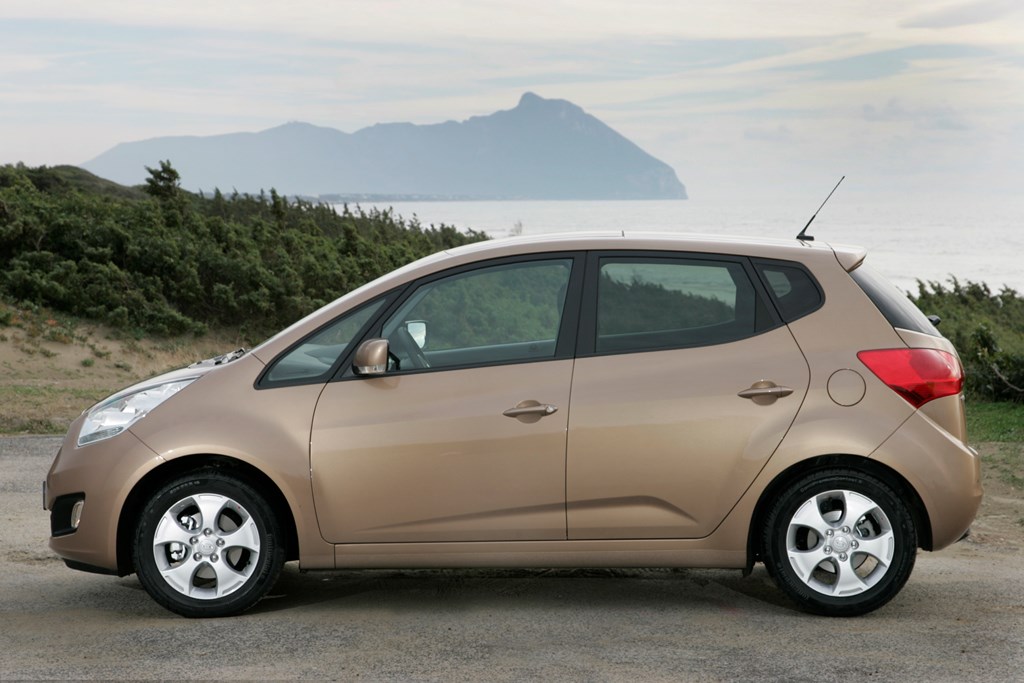 Used Kia Venga Estate (2010 - 2019) boot space & practicality