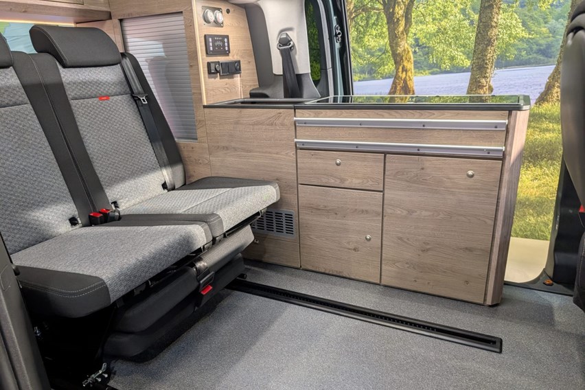 Citroen Holidays campervan gives the VW California something to worry about
