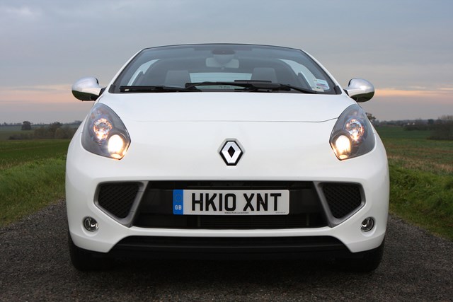 Used Renault Wind Hatchback (2010 - 2012) Review
