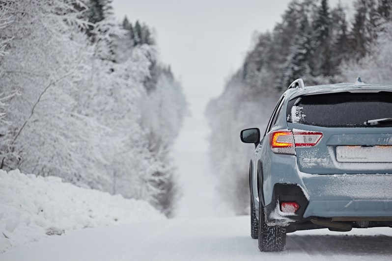 How to be safe driving in snow: the advice you need from Parkers' experts