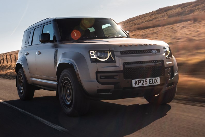 Land Rover Defender Octa (2025 - 2026) specs & dimensions | Parkers