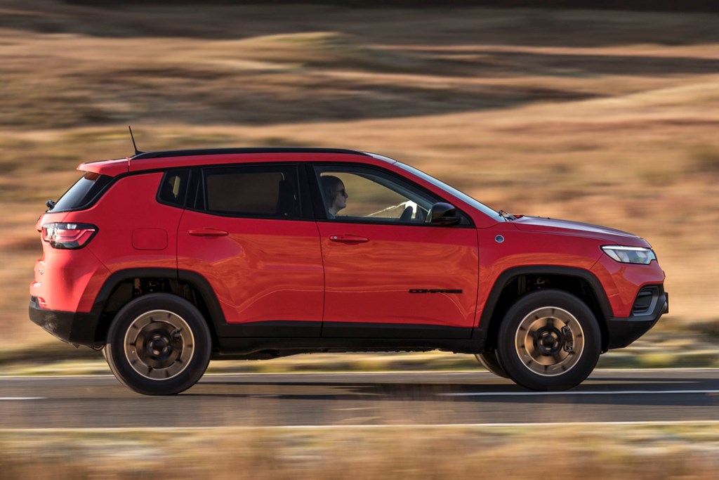 Used Jeep Compass SUV (2017 - 2025) boot space & practicality