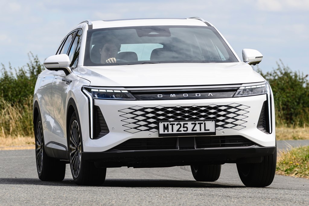 OMODA 9 (2025) engines & performance