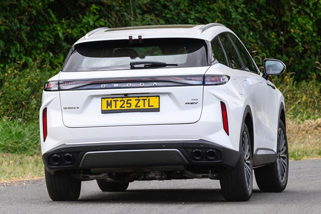 OMODA 9 (2025) boot space & practicality