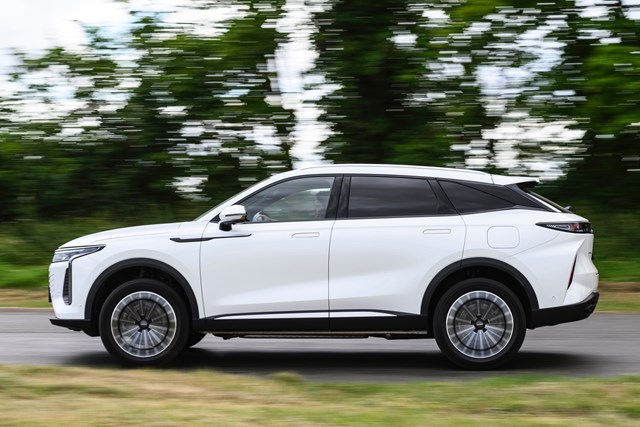 OMODA 9 (2025) engines & performance