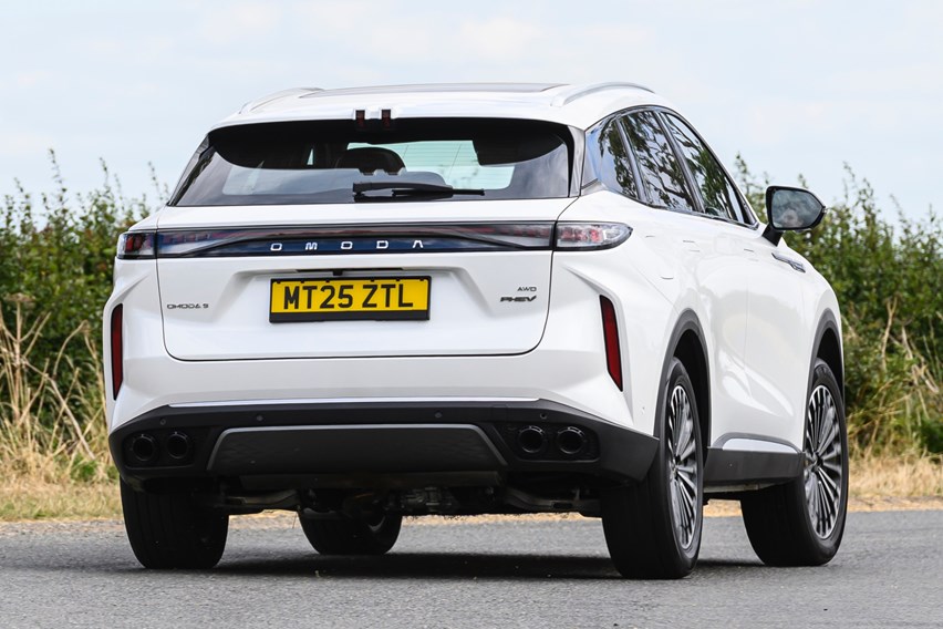 OMODA 9 (2026) mpg, costs & reliability