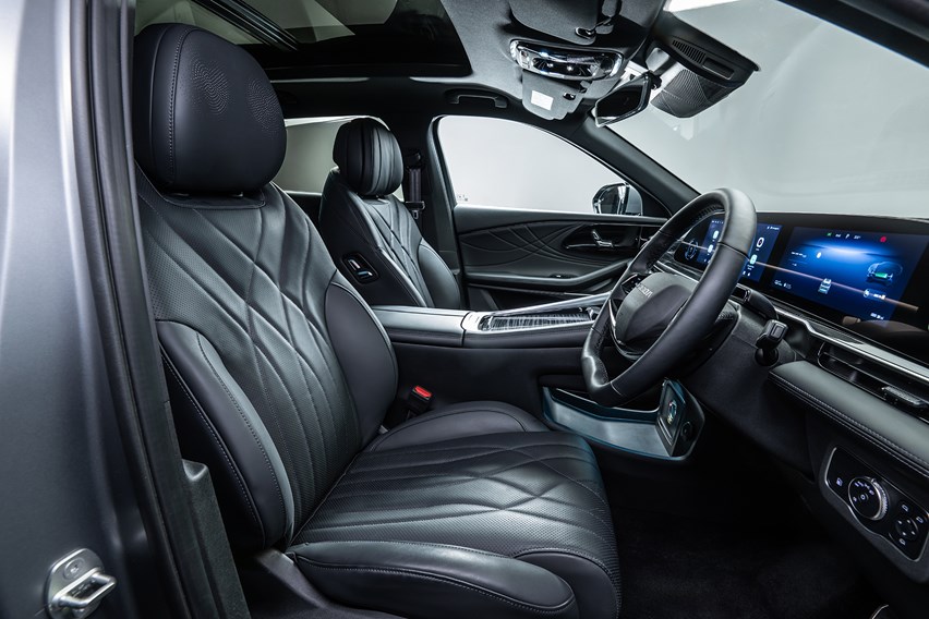 OMODA 9 (2025) interior