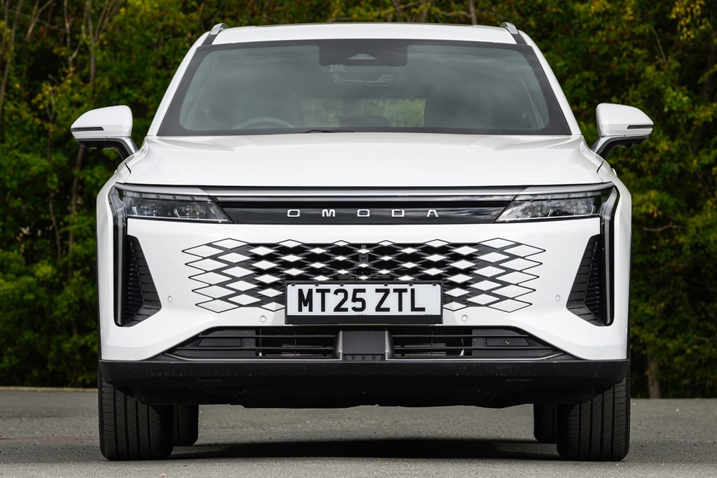 OMODA 9 (2025) engines & performance