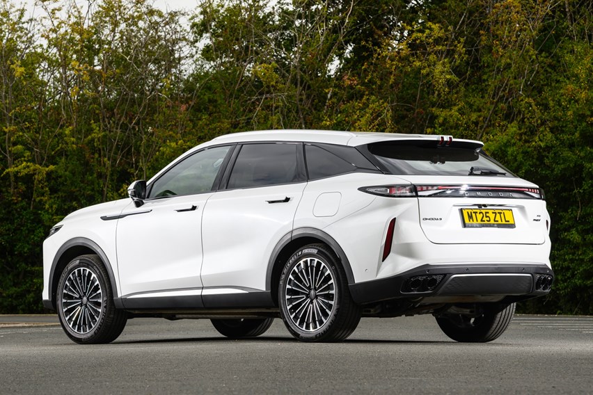 OMODA 9 (2025) boot space & practicality