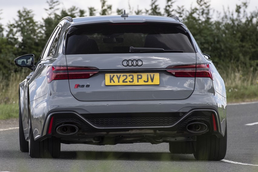 Audi A6 RS6 Avant (2025) boot space & practicality