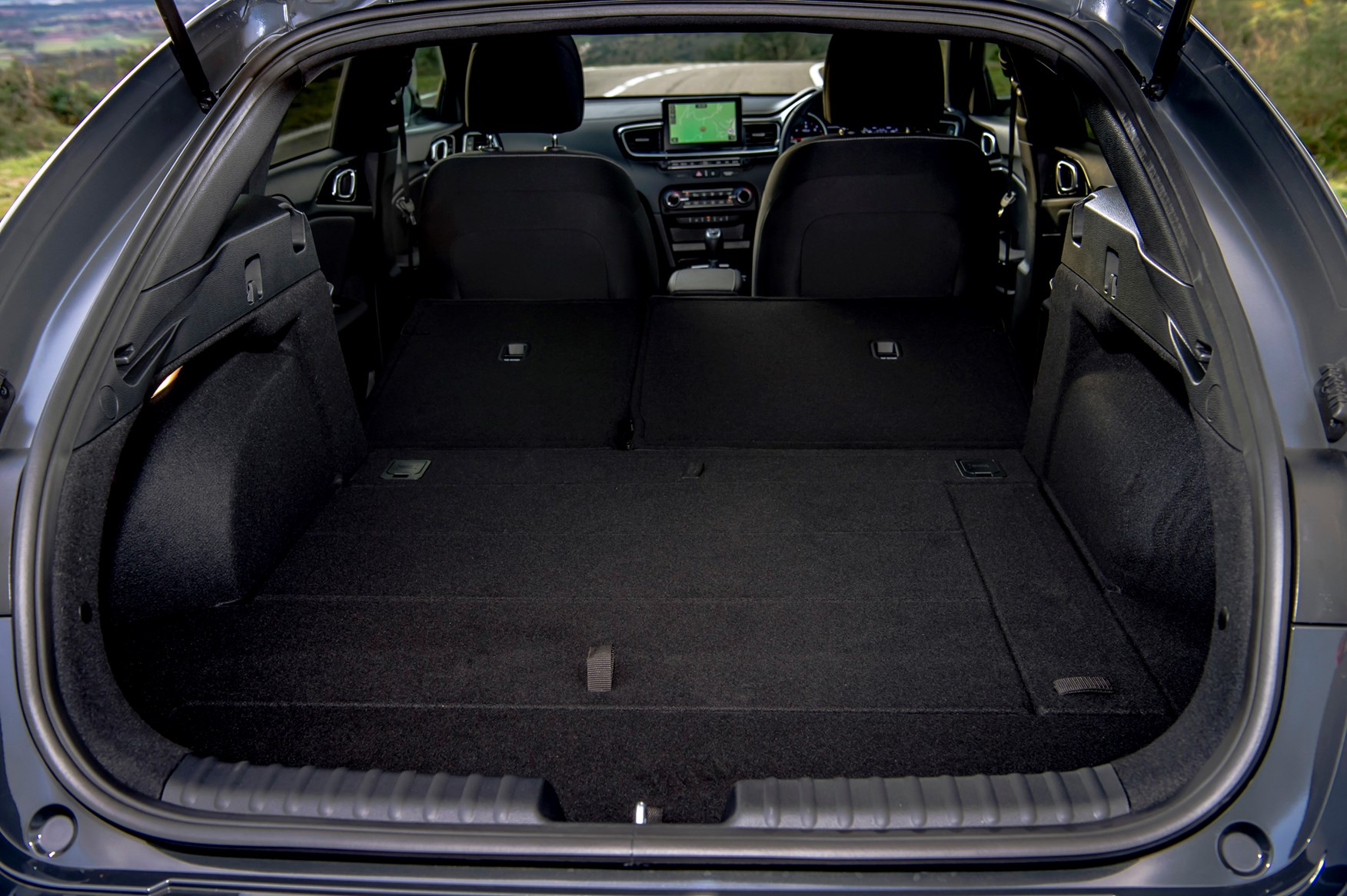 Kia ProCeed (2025) boot space & practicality