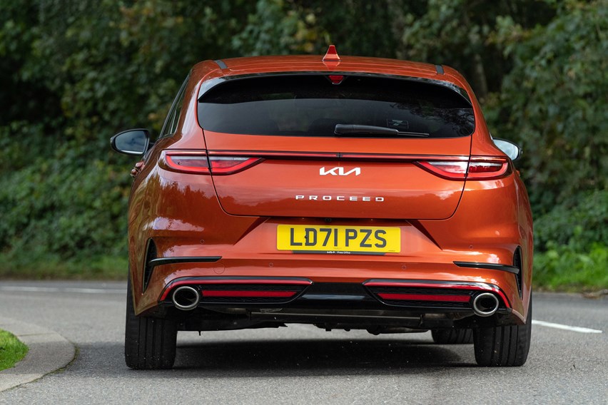 Kia ProCeed (2025) boot space & practicality