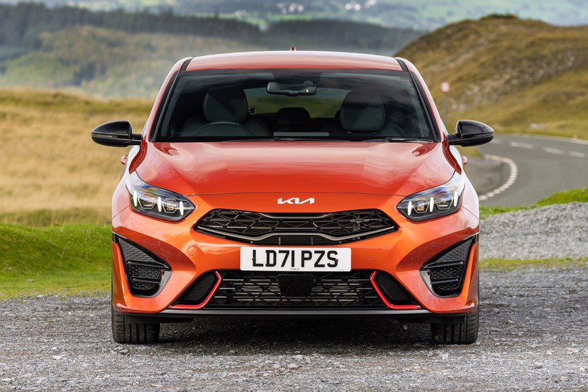 Kia ProCeed (2024) engines & performance