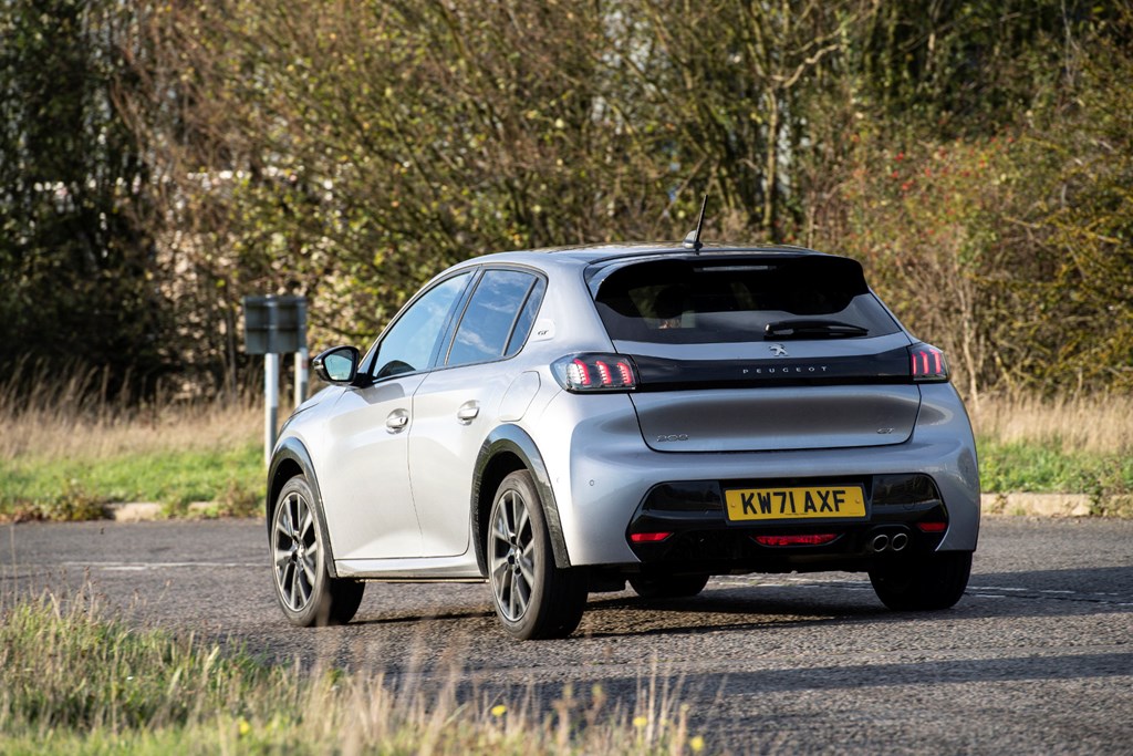 Peugeot 208 (2025) engines & performance