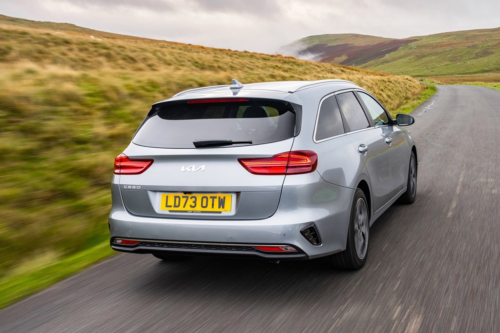 Kia Ceed Sportswagon (2025) boot space & practicality
