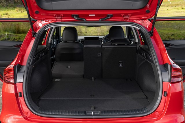 Used Kia Ceed Sportswagon (2018 - 2025) boot space & practicality