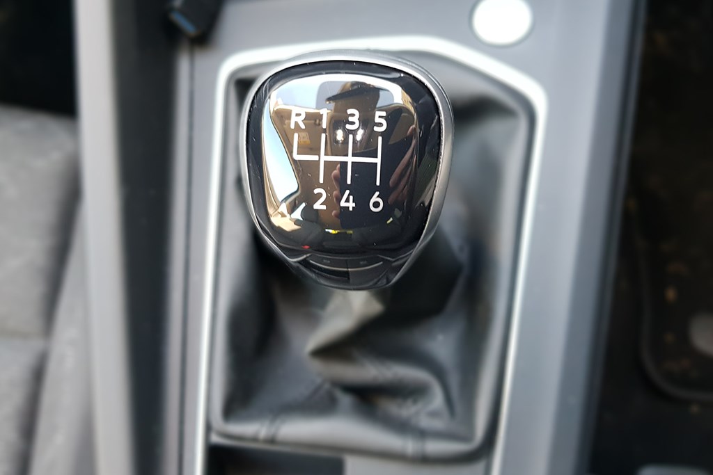 Volkswagen Golf (2024) interior