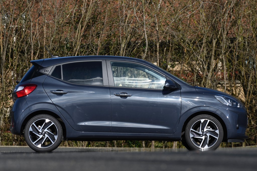 Hyundai i10 (2025) mpg, costs & reliability