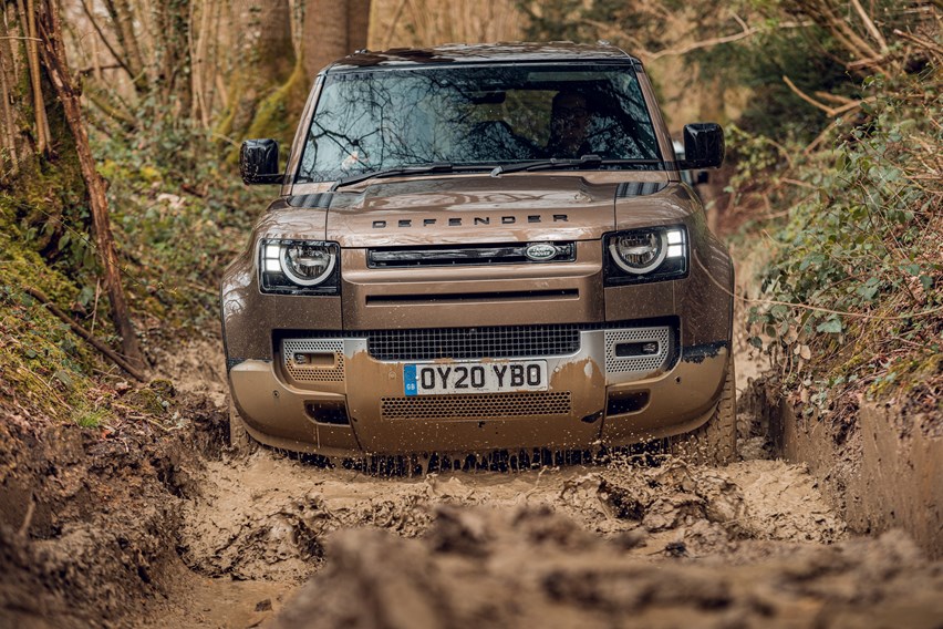 Land Rover Defender 110 (2025) engines & performance