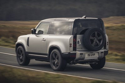 Land Rover Defender (2025) boot space & practicality