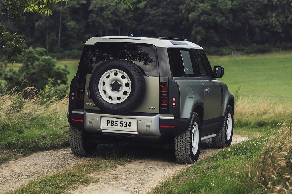 Land Rover Defender 90 (2026) review: An SUV for proper off-roading