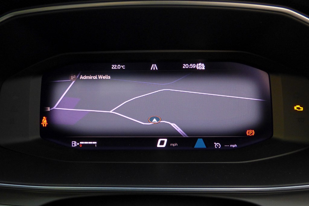SEAT Leon (2025) boot space & practicality
