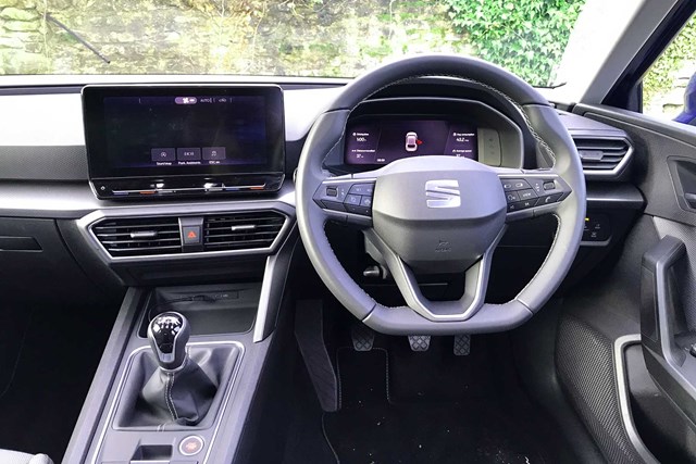 SEAT Leon (2026) boot space & practicality