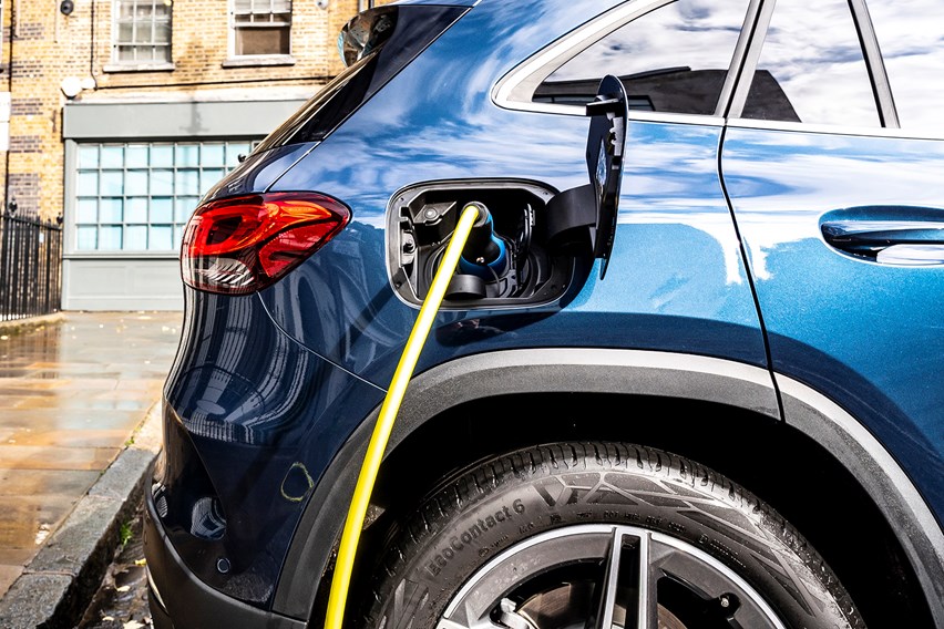 Mercedes-Benz GLA-Class (2025) boot space & practicality