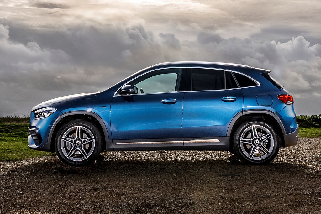 Mercedes-Benz GLA-Class (2025) boot space & practicality