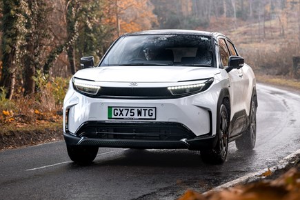Toyota Urban Cruiser SUV (2025 - 2026) specs & dimensions | Parkers