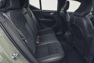 Volvo XC40 Electric (2026) interior
