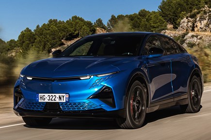 Alpine A390 SUV Premiere Edition (2026 - 2026) specs & dimensions | Parkers