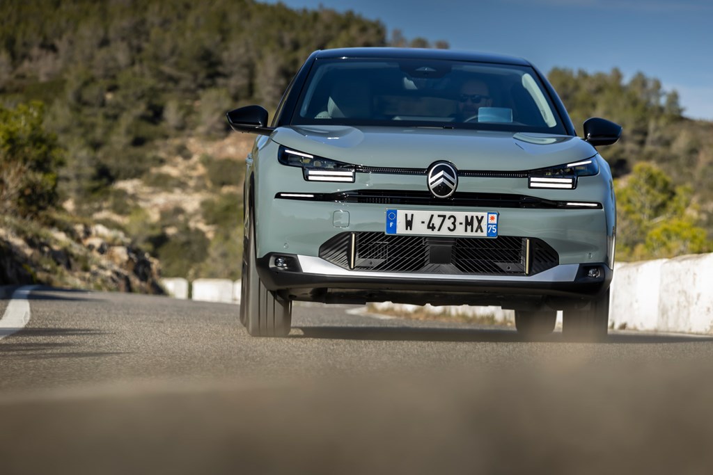 Citroën C4 (2025) engines & performance